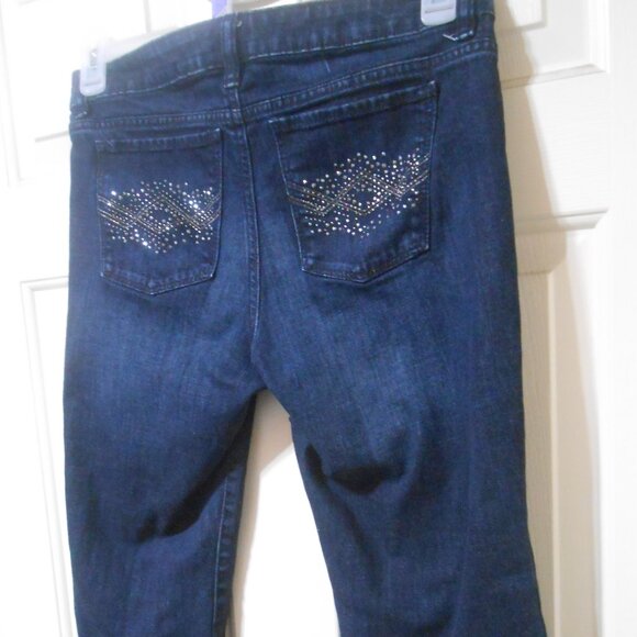 Apt. 9 | Pants & Jumpsuits | Cute Apt 9 Modern Size 8p Capris Dark Jean ...